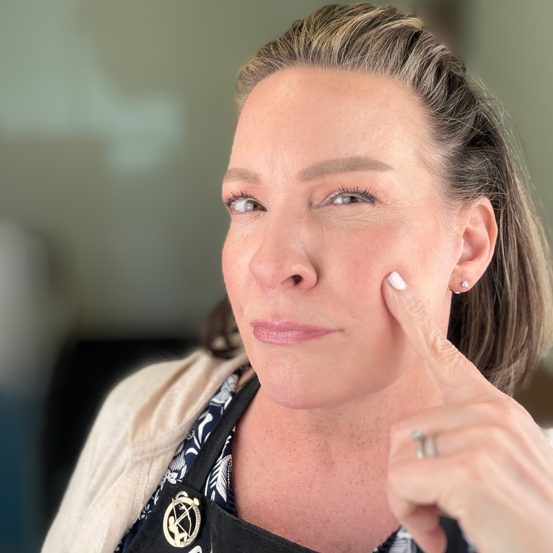 At-Home Tech for Skin: Understanding EMS vs. Microcurrent – Christine ...